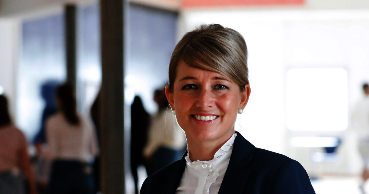 Executive MBA (EMBA) | OST