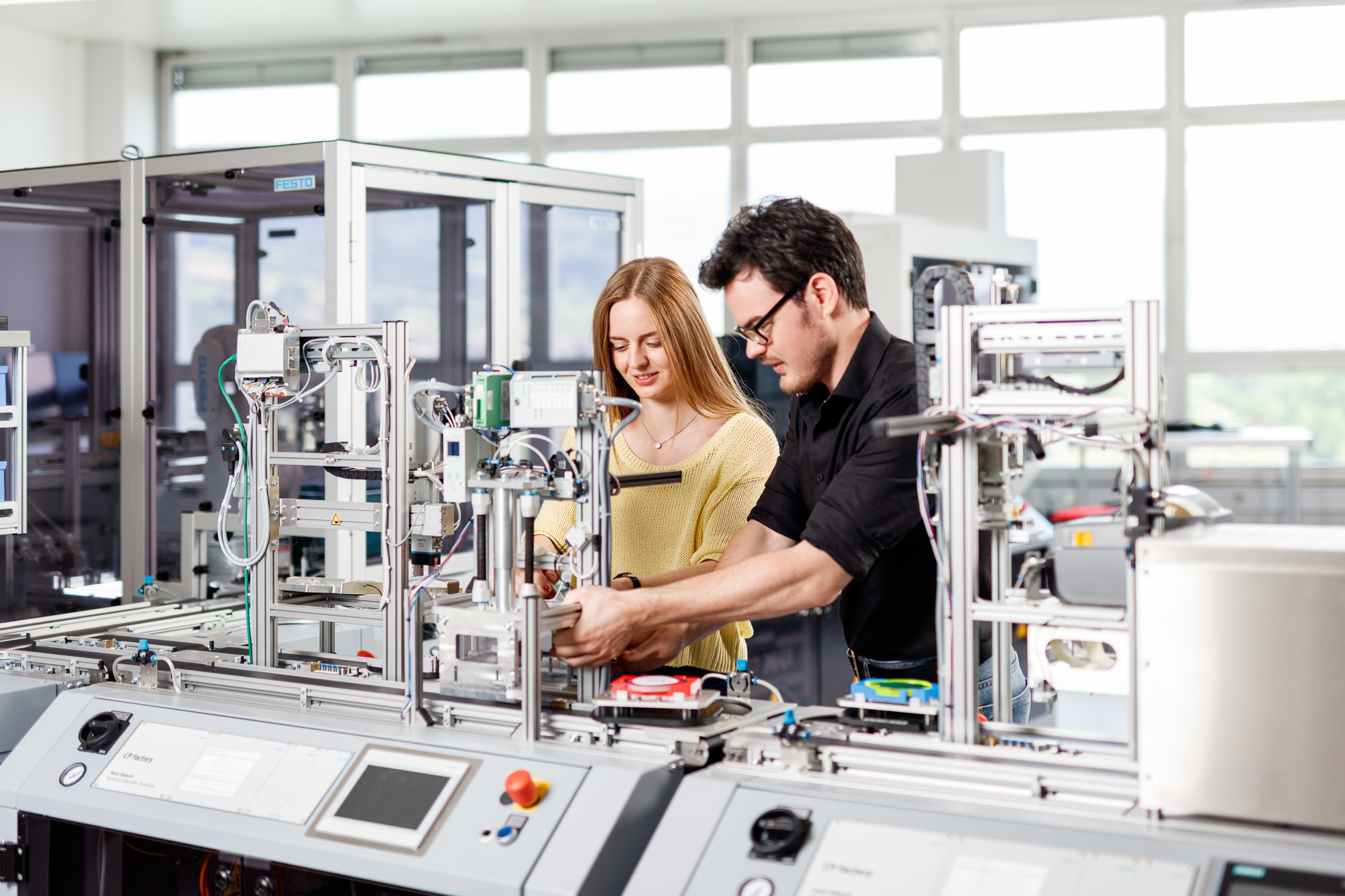 Praxisnähe: Bachelor of Science in Mechatronik | OST